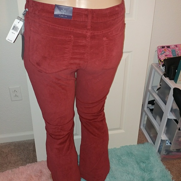 NYDJ | Pants & Jumpsuits | Nwt Nydj Funky Farrah Red Colored Velvet ...
